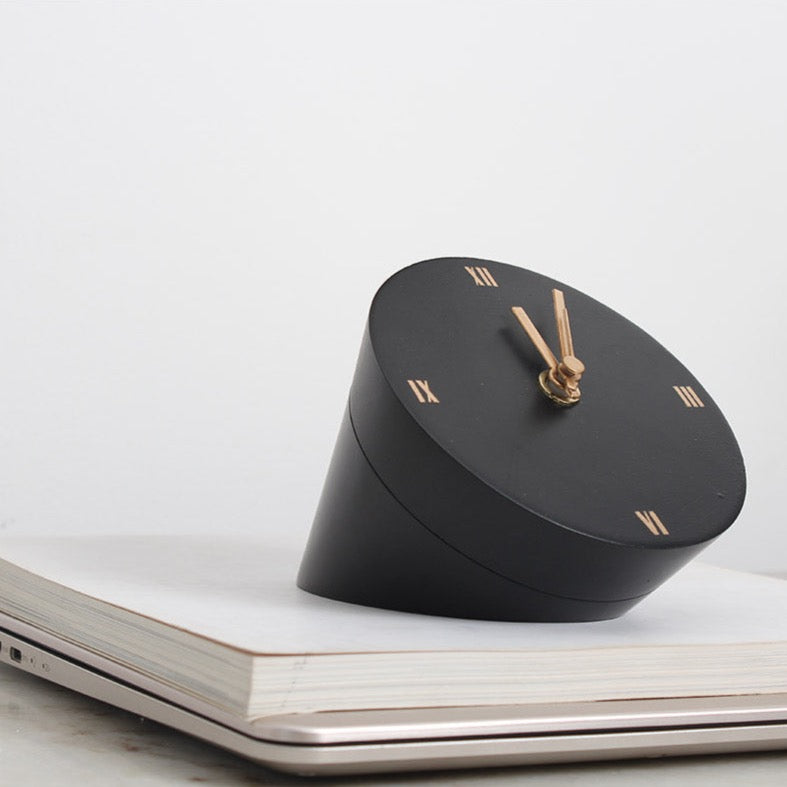 Wedge Table Clock – Objectry