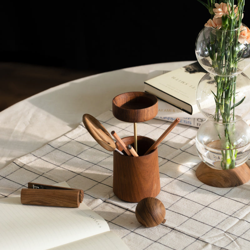 Perfectionist Desk Set – Objectry