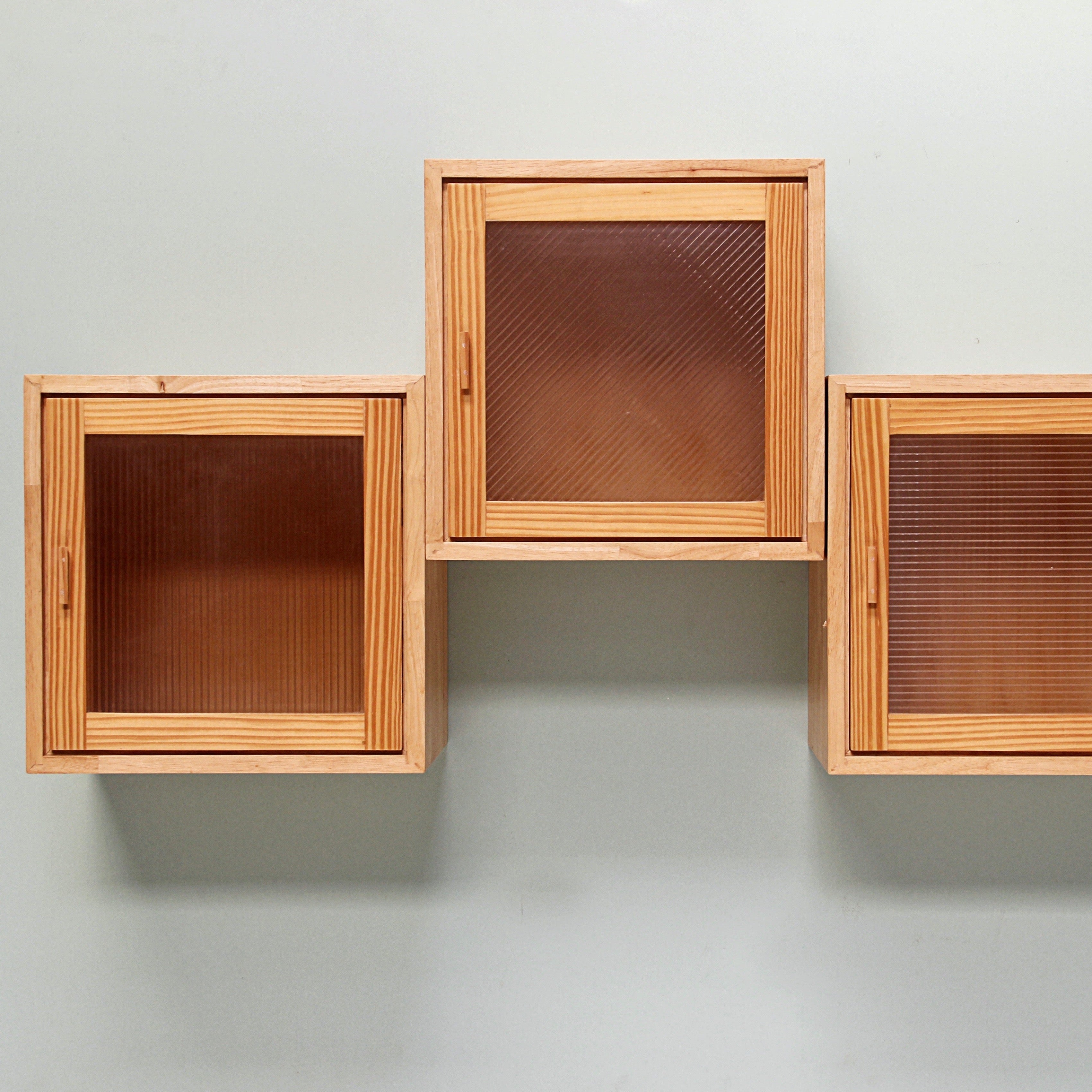 Parallel Lines Boxes #3 – Objectry